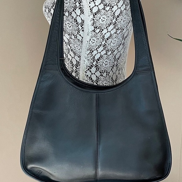 Coach | Bags | Vintage Coach Ergo Black Zip Double Strap Leather ...